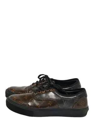 LOUIS VUITTON Trocadero Monogram Sneakers - Brown