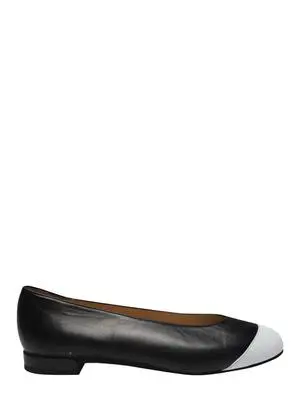 STUART WEITZMAN Leather Ballet Flats - Black