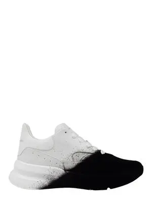 Alexander McQueen Oversized Runner - Black