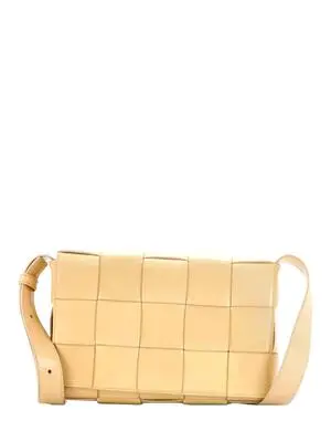 Bottega Veneta Cassette Maxi Intrecciato Patent Crossbody Bag - Neutrals