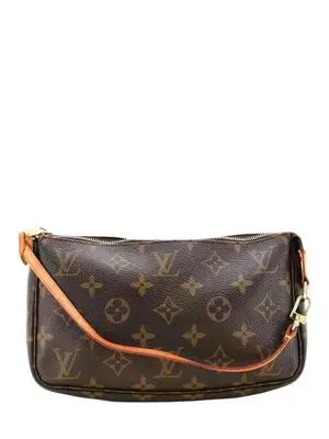 LOUIS VUITTON Pochette Accessoires Monogram Canvas Clutch - Brown