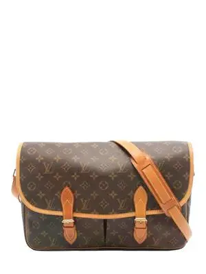 LOUIS VUITTON 1995 Gm Gibeciere Monogram Messenger Bag - Brown