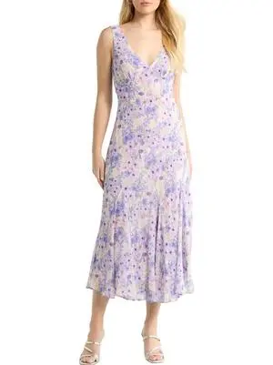 ASTR THE LABEL Symone V-Neck Maxi Sundress