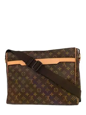 LOUIS VUITTON 2004 Abbesses Monogram Shoulder Bag - Brown