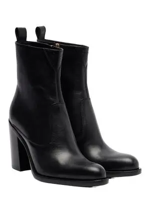 Chloé Phoenix Leather Ankle Boots - Black