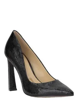JESSICA SIMPSON Pointed Toe Pumps