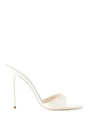 Paris Texas Lidia Patent-leather Mules - Ivory