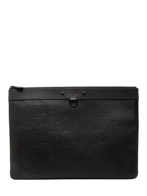 LOUIS VUITTON 2018 Monogram Shadow Discovery Pochette - Black