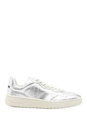VEJA V-90 Logo Detail Sneakers - Silver