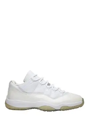 JORDAN Retro Low Sneakers - White