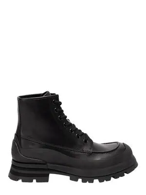 Alexander McQueen Wander Lace-up Boots - Black