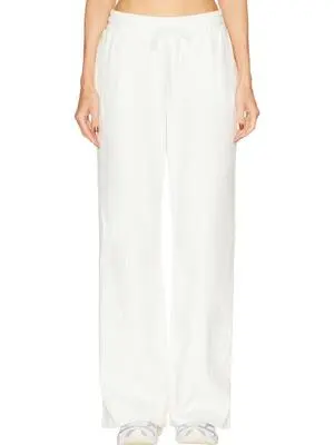 Beyond Yoga Luxe Fleece Pintuck Wide Leg Pant - Fresh Snow
