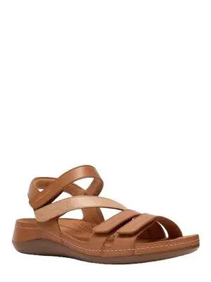Clarks Cecily Strappy Sandal - Beige Combo