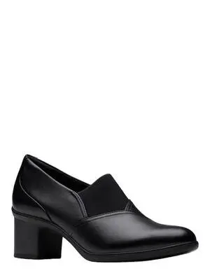 Clarks Shaya Tess Pump - Black Leather