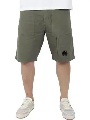 C.P. COMPANY Pocket Shorts - Green