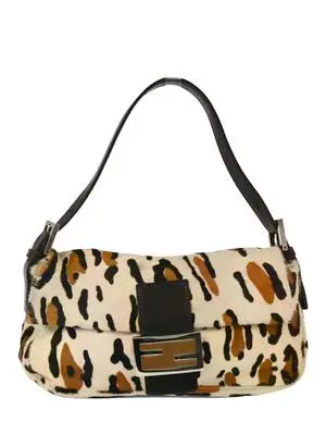 Fendi Baguette Handbag - Neutrals