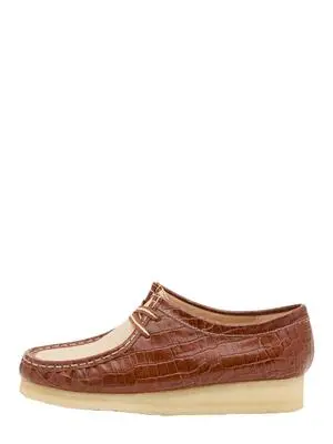 Clarks Croc Patent Wallabee Boot - Tan Interest