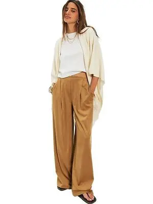 Norma Kamali Pleated Faux Suede Trousers - Camel