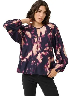 KAFFE Kaffe Kadunora Cutout Neck Blouse Purple Blurry