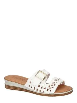 BELLA VITA Woven Wedge Sandals - White Raffia