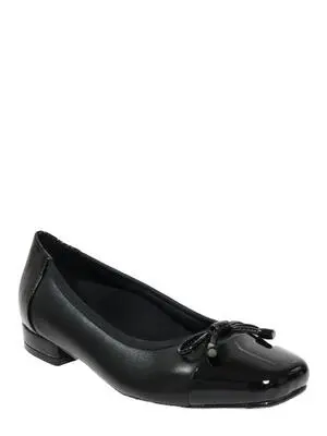 DAVID TATE Alpha Square Toe Flat Black Nappa Patent