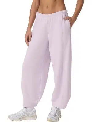 Vuori Sedona Barrel Crop Sweatpant - Lilac Breeze