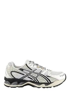 Asics Gel-Nimbus 10.1 Low-Top Woven Trainers White Ivory
