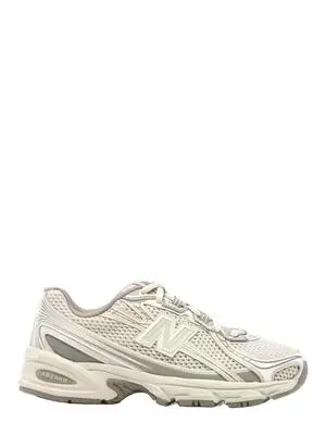 NEW BALANCE Logo Patch Sneakers - Neutrals