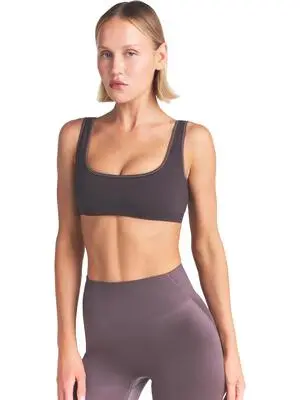 SKIMS Micro Scoop Bra | Deep Neutral | | Nike Ribbed Seamless - Phoenix