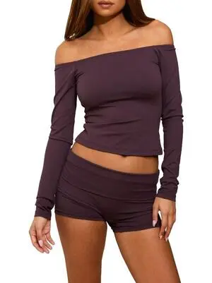 EDIKTED Off The Shoulder Crop Top - Plum