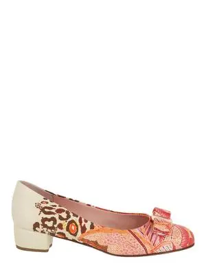 SALVATORE FERRAGAMO Vara Print Pumps