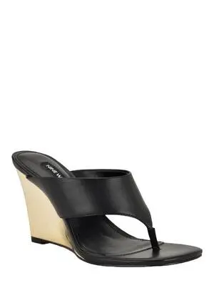 Nine West Presa Wedge Flip Flop Black/gold