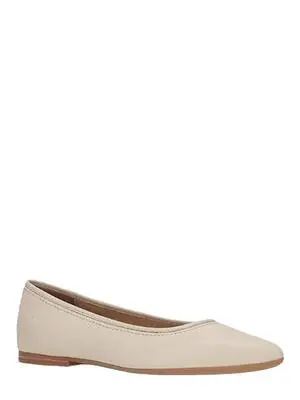 Frye Heather Pointed Toe Ballet Flat - Ecru