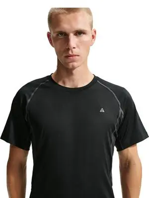 Nike Wildsee" Dri-fit Short-sleeve Base Layer Top - Black