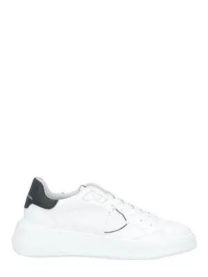 Philippe Model Sneakers In Calfskin - White
