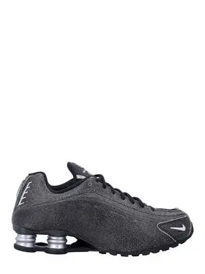 Nike Shox R4 Sneakers - Black Sail