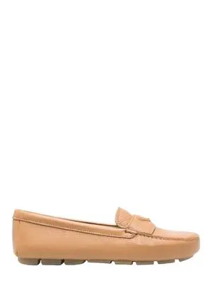 Prada Triangle Logo Leather Driving Loafers - Naturale