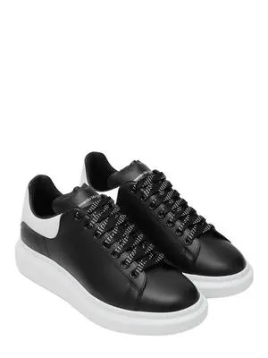 Alexander McQueen Oversized Sneakers - Black