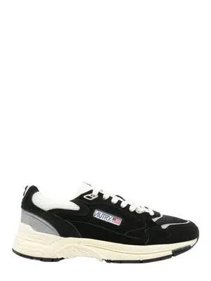 AUTRY Hyperway Low Top Sneakers - Black