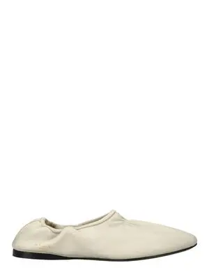 Alaïa Leather Scrunched Ballet Flats - Beige