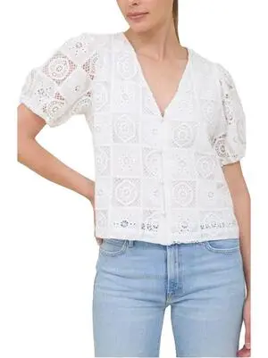 ZOE AND CLAIRE Embroidered Eyelet Button-up Top - Ivory