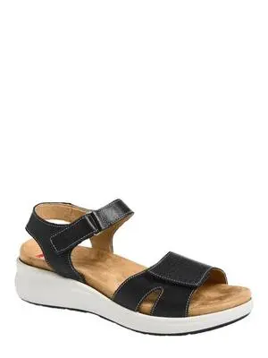 ON FOOT Marta Sandal Napa Negro