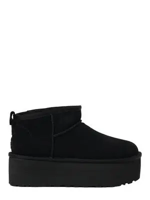 UGG Boots - Black