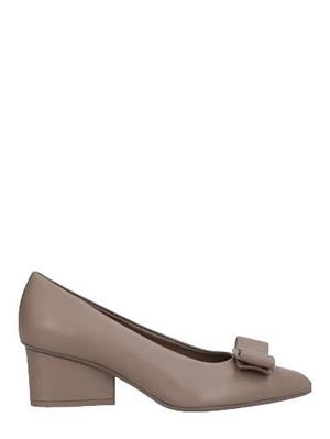 FERRAGAMO Pumps Taupe Size Leather - Grey