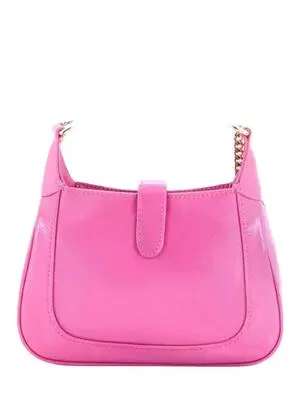 Fuchsia (pink)
