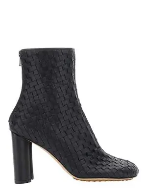 BOTTEGA VENETA Bottega Veneta Women 'Cherry' Black Ankle Boots With All-Over Intreccio Design In Leather Women