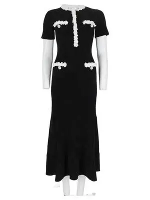 Ebony (black)
