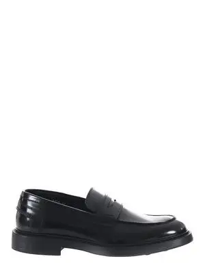 DOUCAL'S Round-Toe Loafers