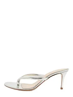GIANVITO ROSSI Calypso Patent Leather Thong Sandals