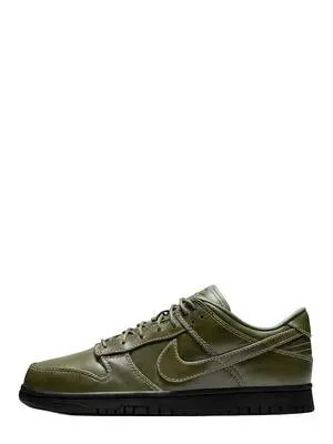 Nike Dunk Low Retro Premium Sneakers - Green